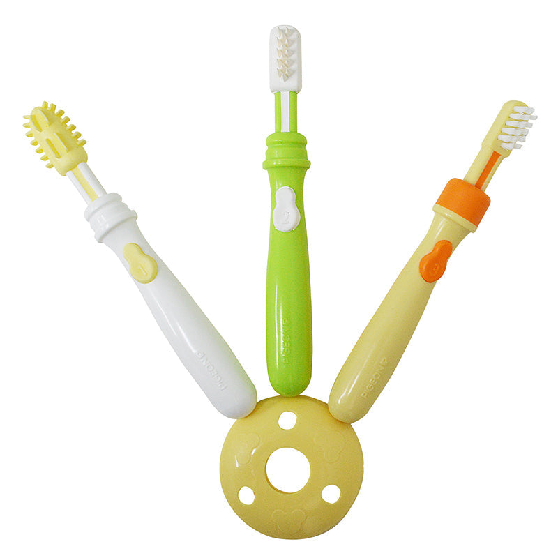 Trainer Toothbrush Set - Pigeon I Omninela Medical — Omninela.co.za